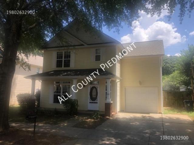 4 Br, 3 bath, Single Family 13214 Meadowmere Rd