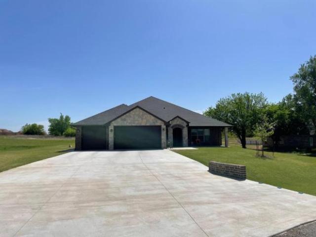 4 Br, 3 bath, Single Family 1328 Poko Mountain Ln