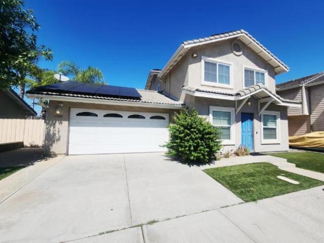 4 Br, 3 bath, Single Family 1330 Wendell Cutting Ct