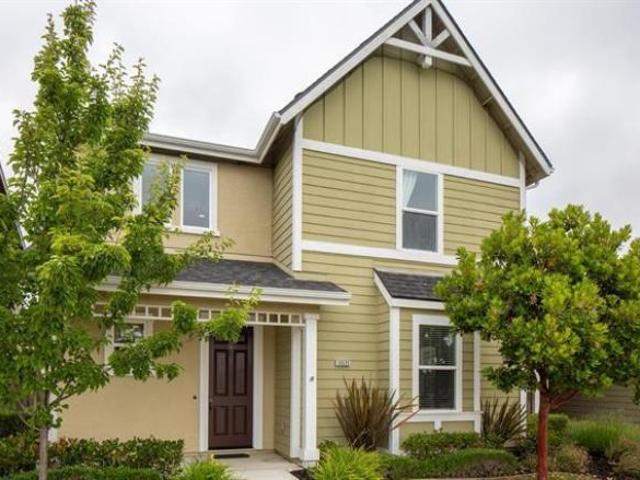 4 Br, 3 bath, Single Family 13525 Warren Avenue