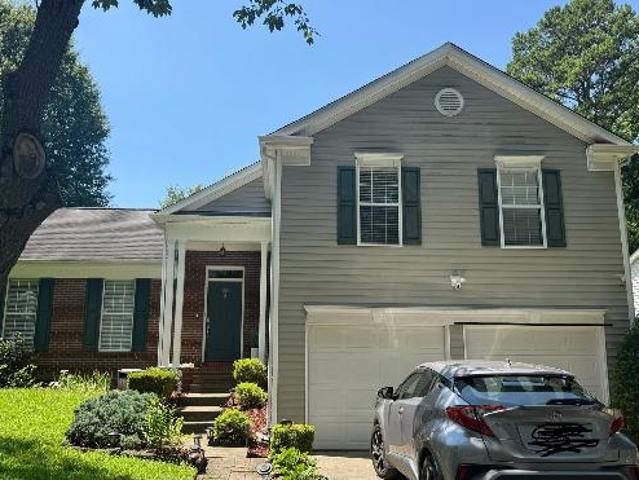 4 Br, 3 bath, Single Family 13715 Kensal Green Dr