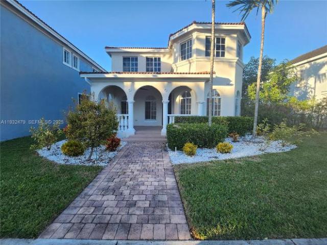 4 Br, 3 bath, Single Family 13973 SW 276th Way