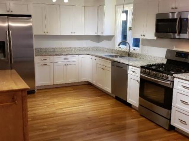 4 Br, 3 bath, Single Family 1 Cardinal Lane