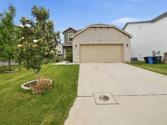 4 Br, 3 bath, Single Family 2405 Ayers Dr