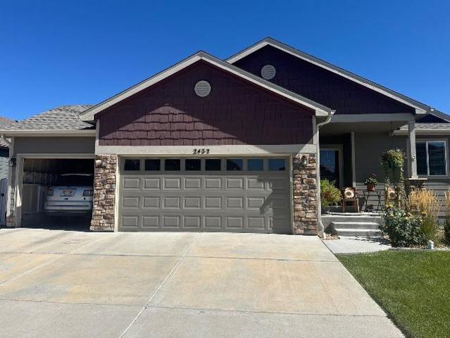 4 Br, 3 bath, Single Family 2432 Tabor St