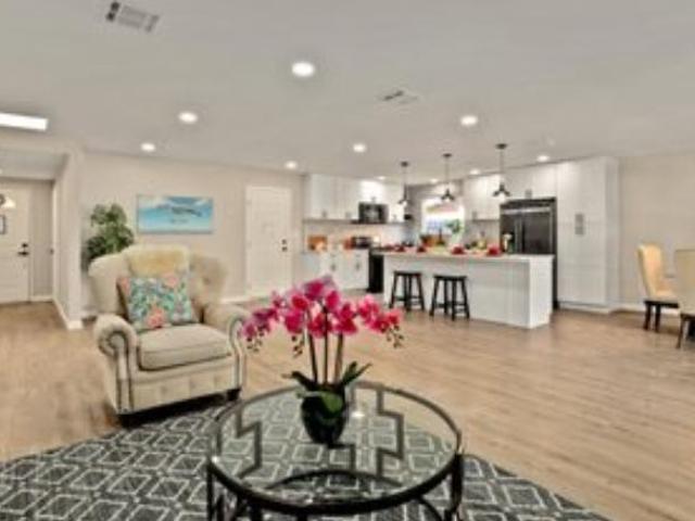 4 Br, 3 bath, Single Family 2433 Hansen Court