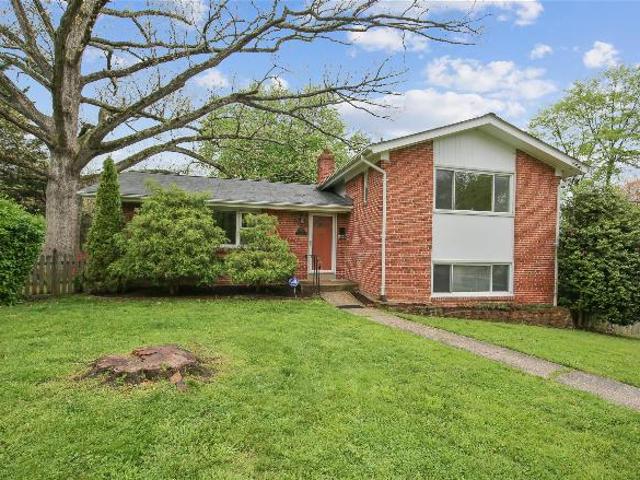 4 Br, 3 bath, Single Family 2511 Harmon Rd
