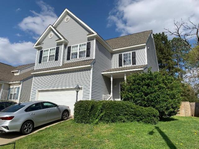 4 Br, 3 bath, Single Family 2525 Trailwood Hills Dr