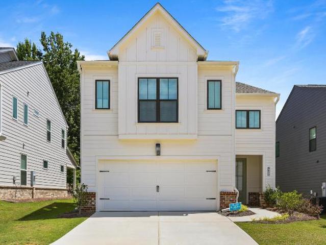 4 Br, 3 bath, Single Family 2540 Lansing Ln