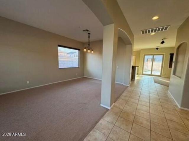 4 Br, 3 bath, Single Family 26216 N 73rd Avenue