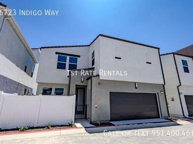 4 Br, 3 bath, Single Family 26723 Indigo Way
