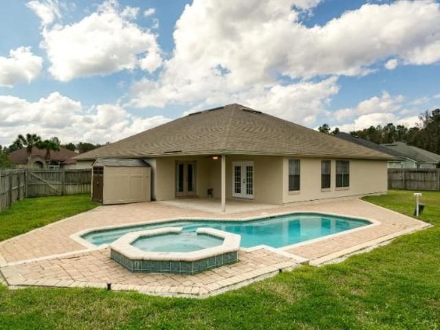 4 Br, 3 bath, Single Family 2736 Maple Durham Drive