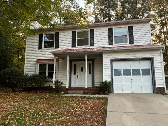 4 Br, 3 bath, Single Family 2801 Henslowe Dr