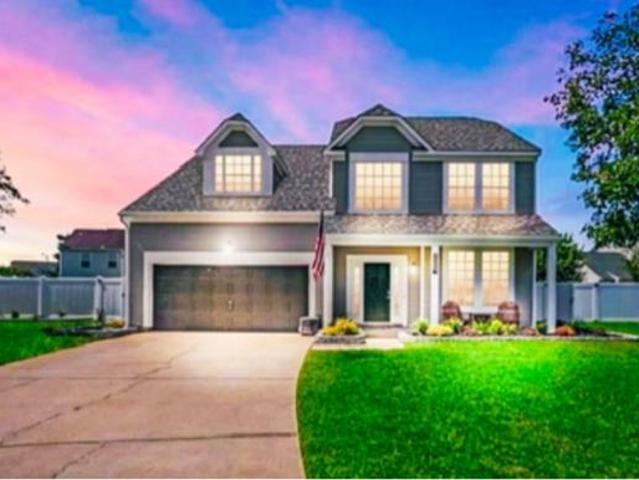 4 Br, 3 bath, Single Family 2809 Cistern Circle