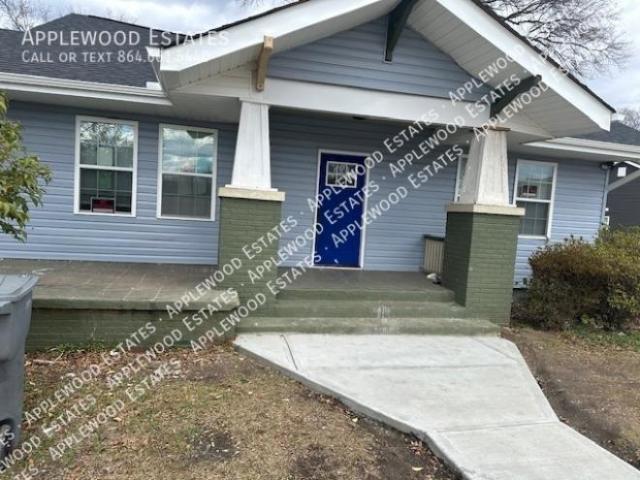 4 Br, 3 bath, Single Family 298 Fremont Ave