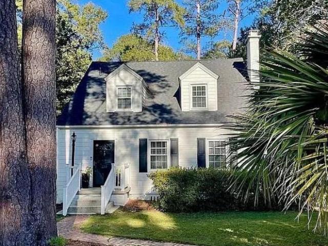 4 Br, 3 bath, Single Family 2016 Glenwood Road