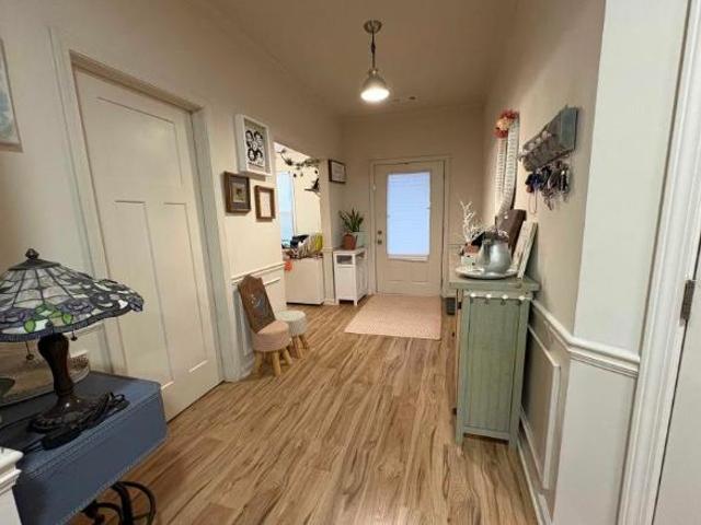 4 Br, 3 bath, Single Family 2034 Brittlebank Ln