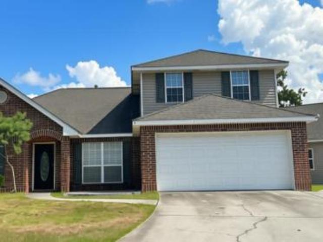 4 Br, 3 bath, Single Family 2065 Juniper Dr