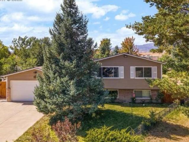 4 Br, 3 bath, Single Family 2071 Calle Fontana