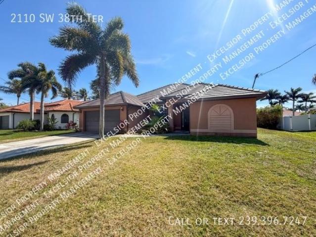 4 Br, 3 bath, Single Family 2110 SW 38th Ter