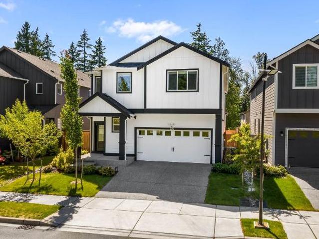 4 Br, 3 bath, Single Family 21112 42nd Dr SE