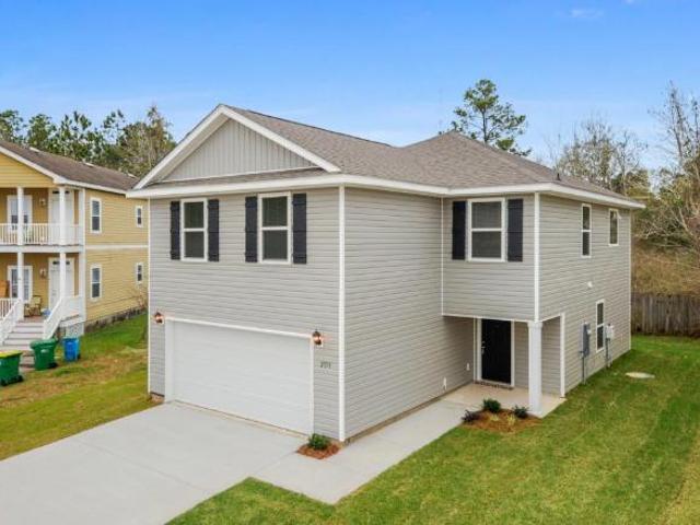 4 Br, 3 bath, Single Family 2113 Toulouse