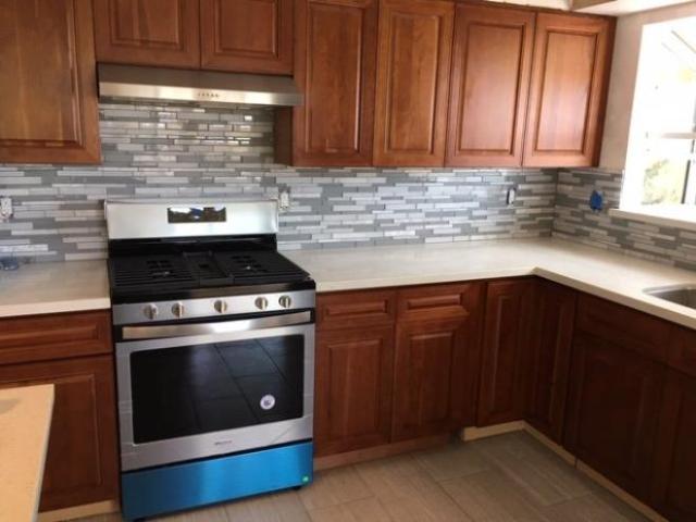 4 Br, 3 bath, Single Family 2130 Valleywood