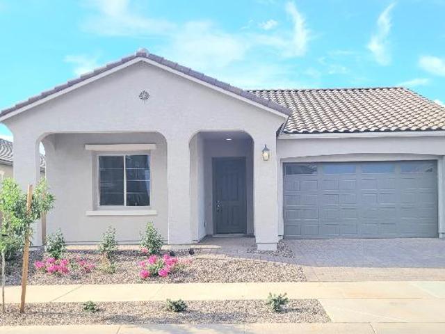 4 Br, 3 bath, Single Family 21866 East Stirrup Court