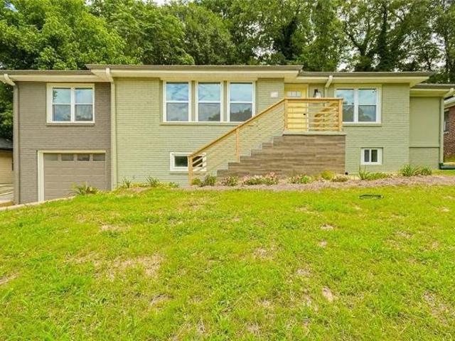4 Br, 3 bath, Single Family 220 Napoleon Dr SW