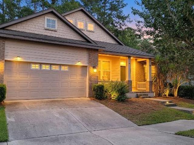 4 Br, 3 bath, Single Family 2222 NW 101st St