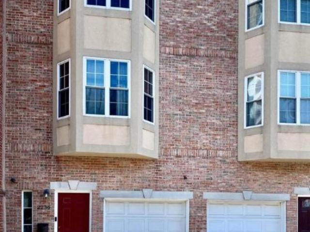 4 Br, 3 bath, Single Family 2242 Christian St