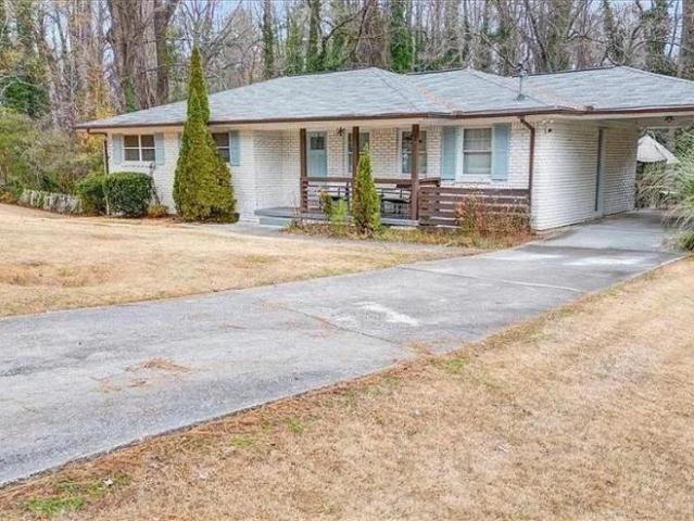4 Br, 3 bath, Single Family 2248 Farley Ct