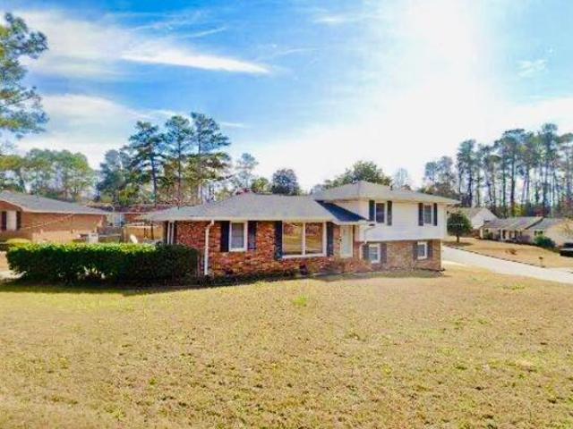 4 Br, 3 bath, Single Family 2312 Cadden Rd