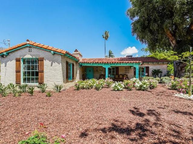 4 Br, 3 bath, Single Family 237 West Baseline Rd