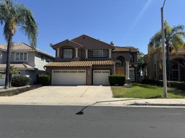 4 Br, 3 bath, Single Family 23799 Va Segovia