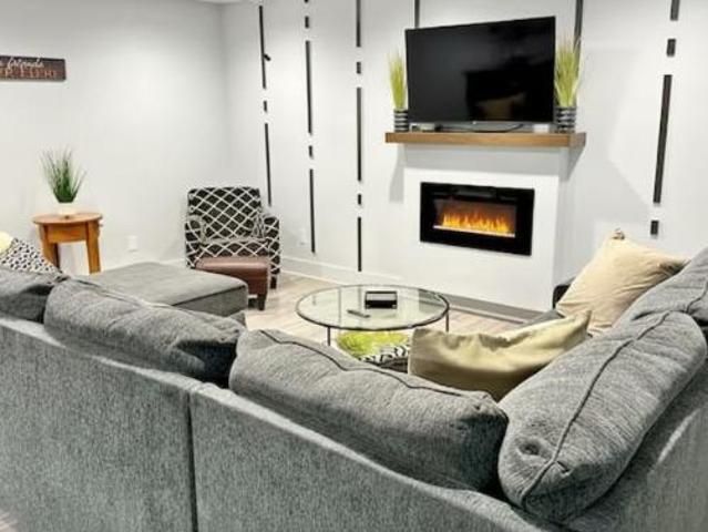 4 Br, 3 bath, Single Family 2393 Highpoint Road