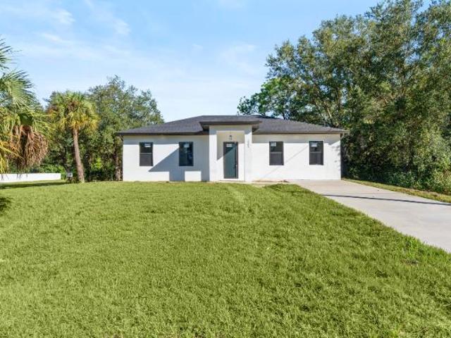 4 Br, 3 bath, Single Family 3501 E 10 Street
