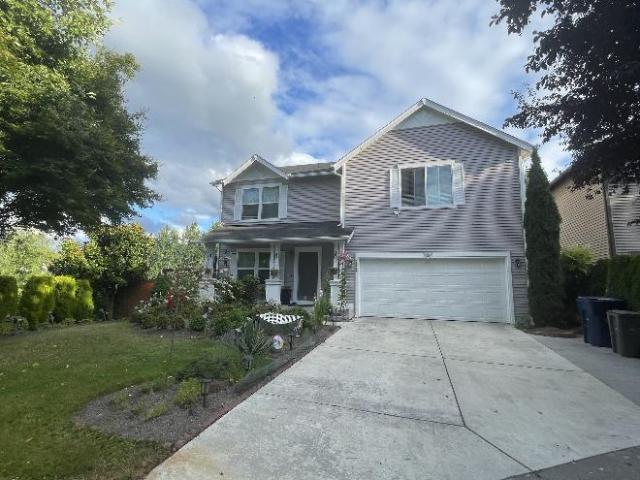 4 Br, 3 bath, Single Family 3632 152nd St SE