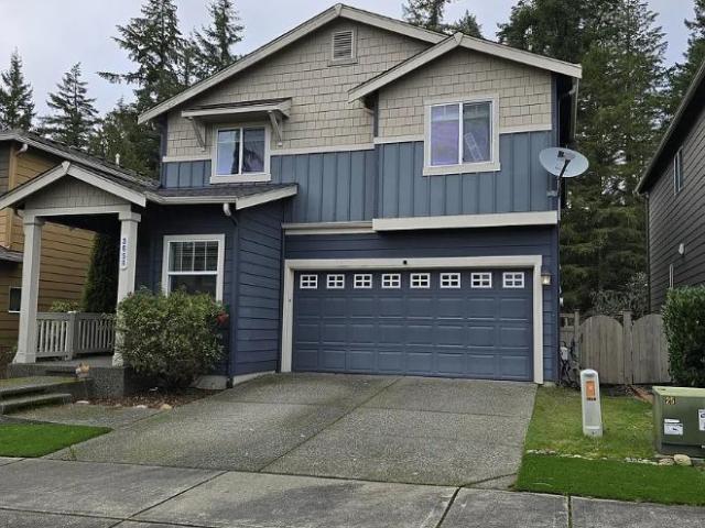 4 Br, 3 bath, Single Family 3658 London Loop NE