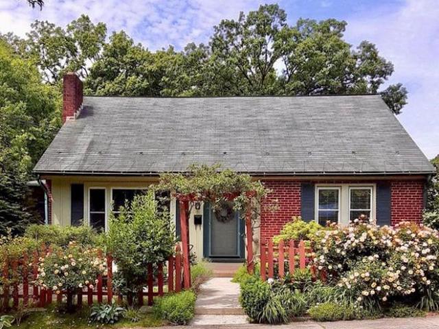 4 Br, 3 bath, Single Family 36 N 19th Street