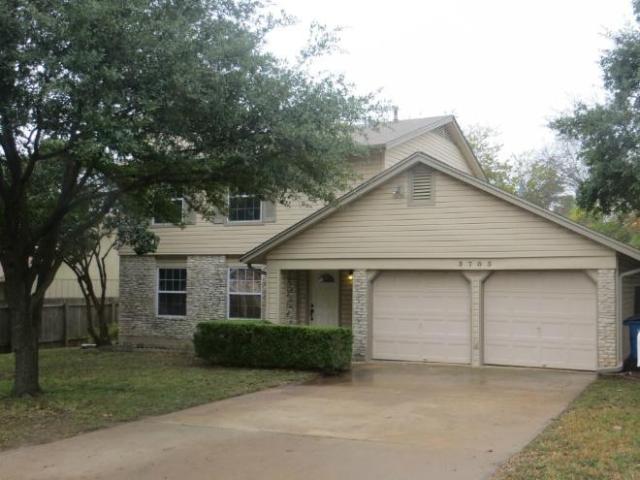 4 Br, 3 bath, Single Family 3703 Skipton Drive