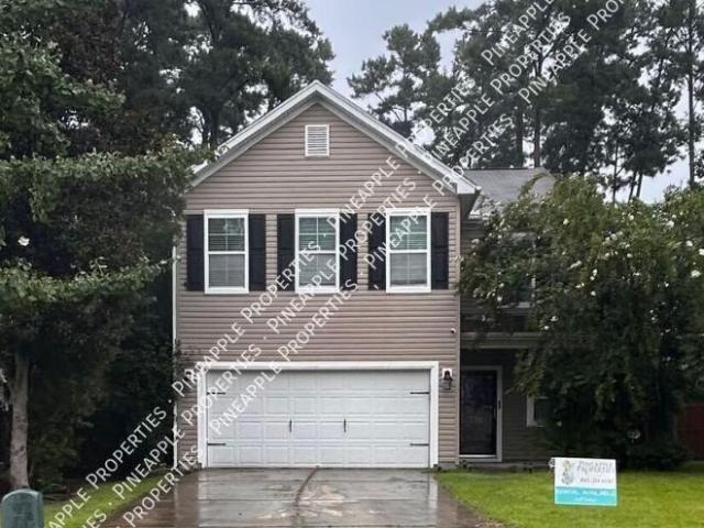 4 Br, 3 bath, Single Family 3706 Crescent Way