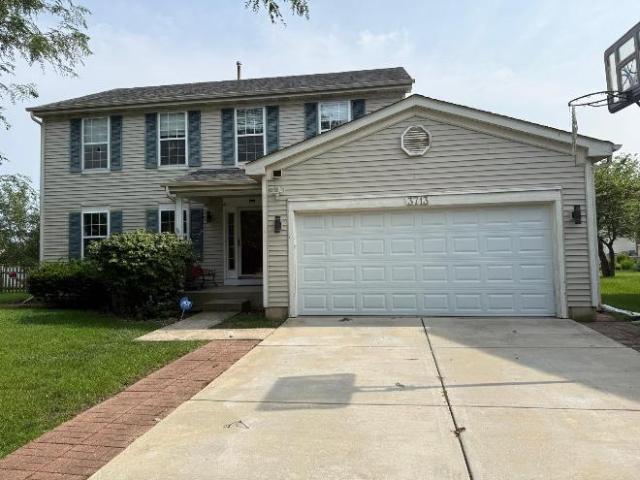 4 Br, 3 bath, Single Family 3713 Edgebrook Ct