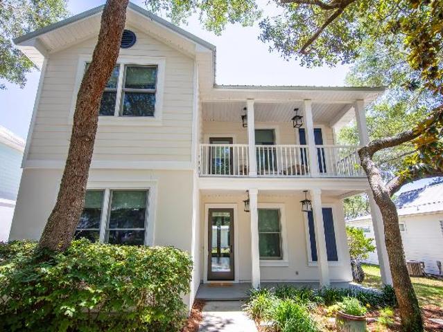 4 Br, 3 bath, Single Family 380 Clareon Drive