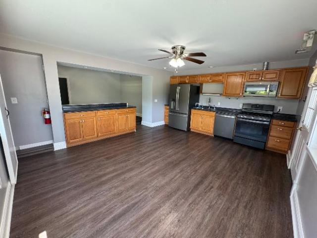 4 Br, 3 bath, Single Family 3828 Baltimore Pike