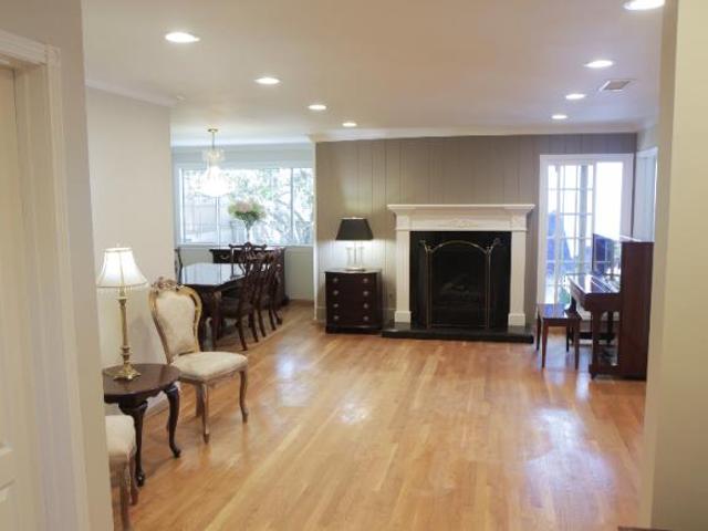 4 Br, 3 bath, Single Family 3895 Denair St