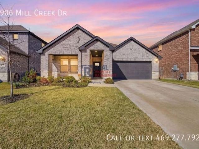 4 Br, 3 bath, Single Family 3906 Mill Creek Dr