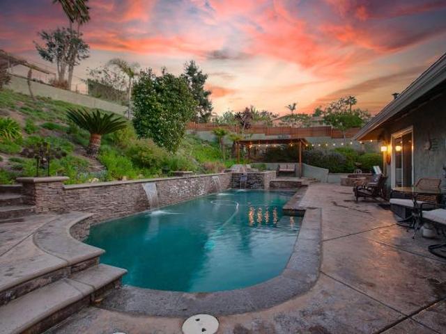 4 Br, 3 bath, Single Family 3000 Azahar Street