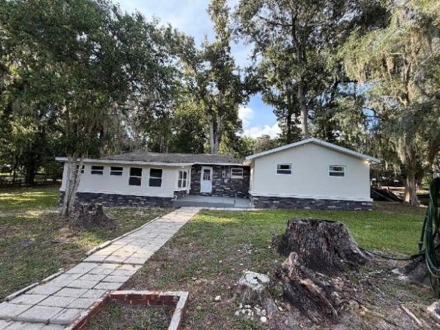 4 Br, 3 bath, Single Family 300 SW 73rd Street