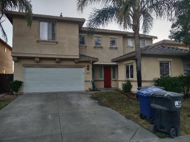 4 Br, 3 bath, Single Family 3013 Collingham Ct